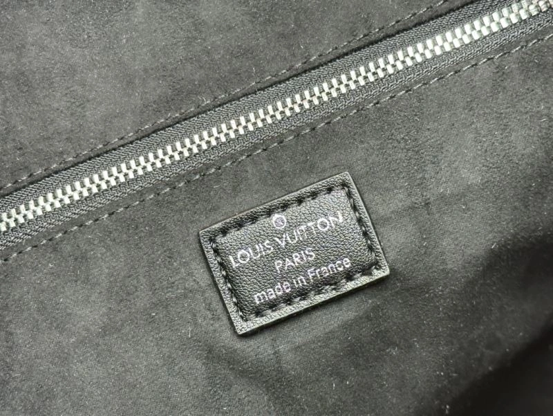 Exact replica Louis Vuitton Shopping Bags