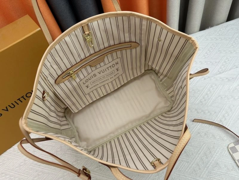 Low-cost Louis Vuitton Shopping Bags