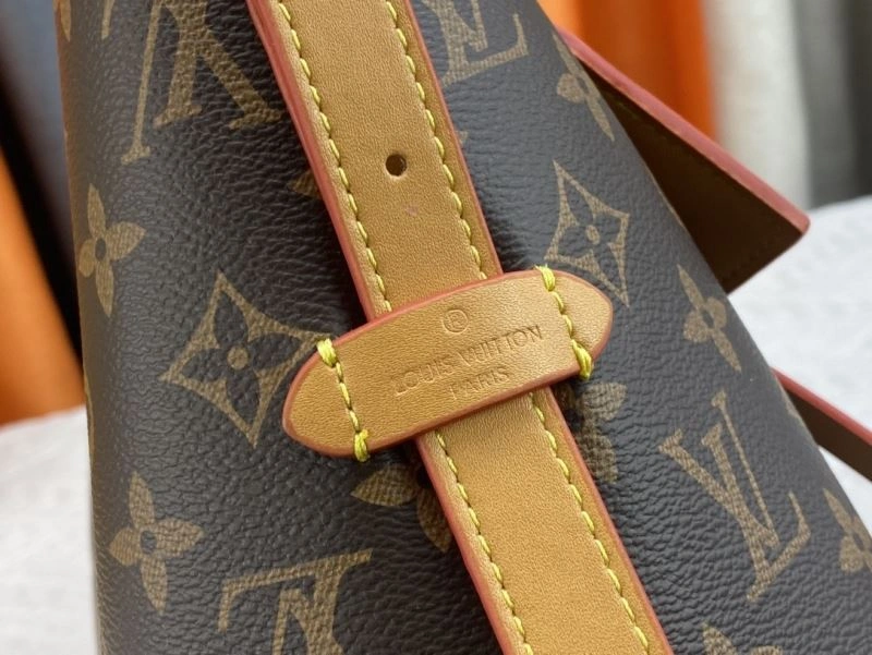 1:1 copy Louis Vuitton Shopping Bags