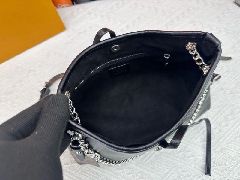 Bargain Louis Vuitton Shopping Bags