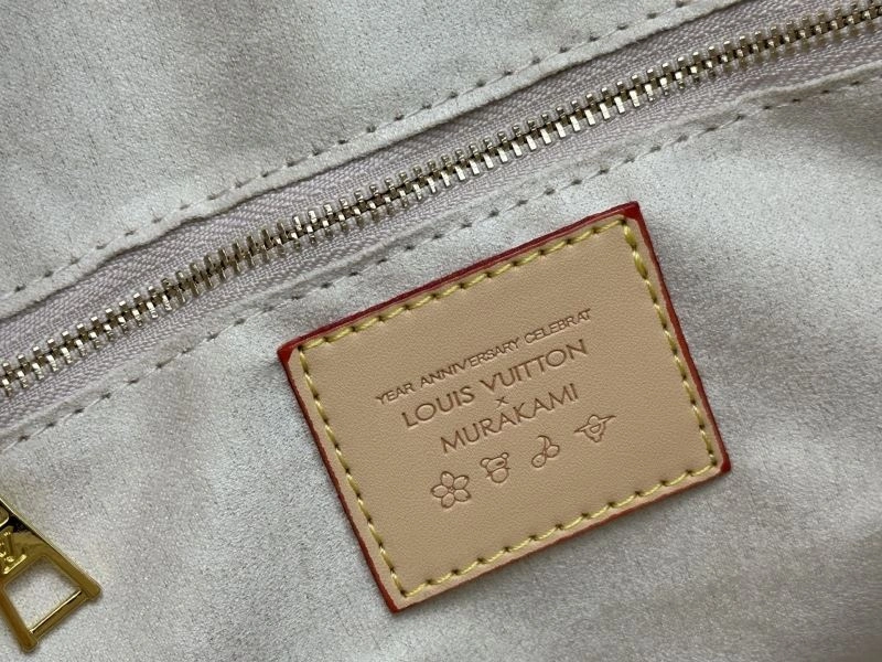 Indistinguishable Louis Vuitton Shopping Bags