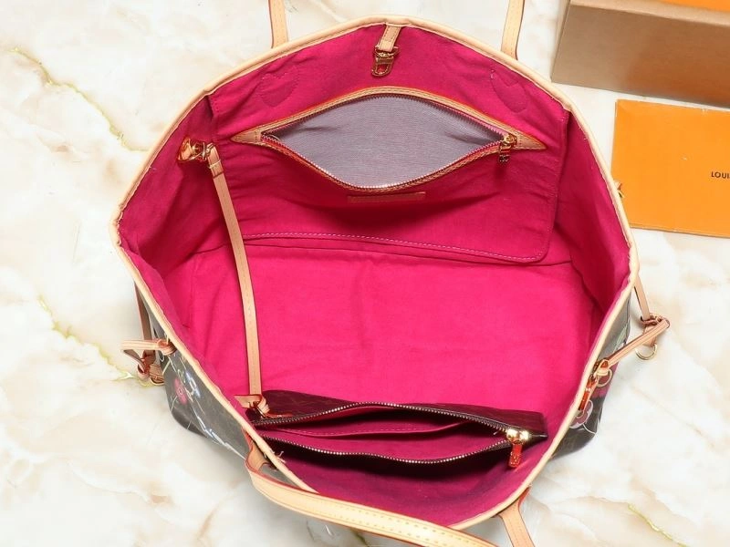 High fidelity Louis Vuitton Shopping Bags