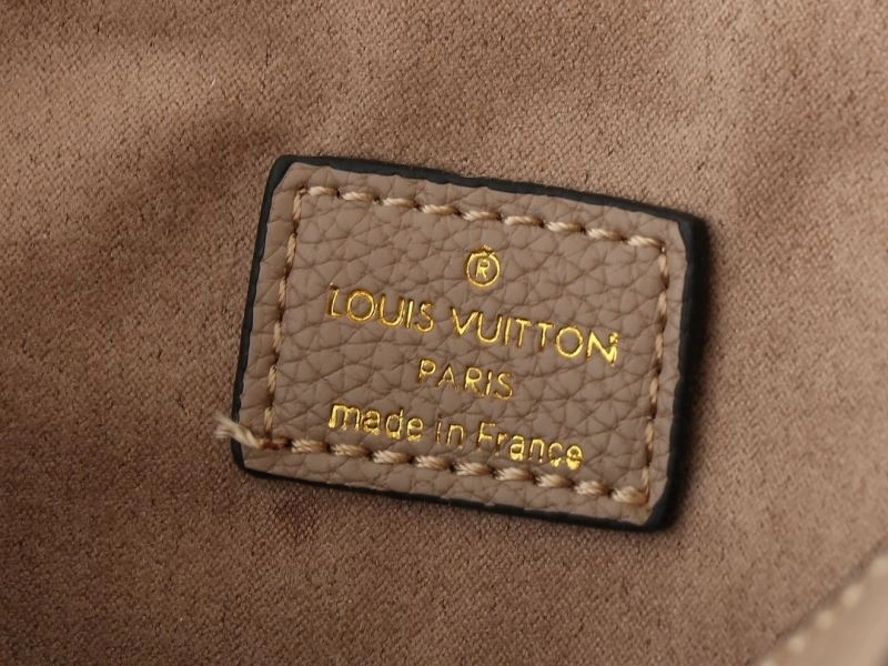 Discounted Louis Vuitton Shopping Bags