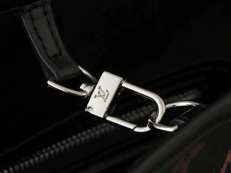 Mirror quality Louis Vuitton Shopping Bags