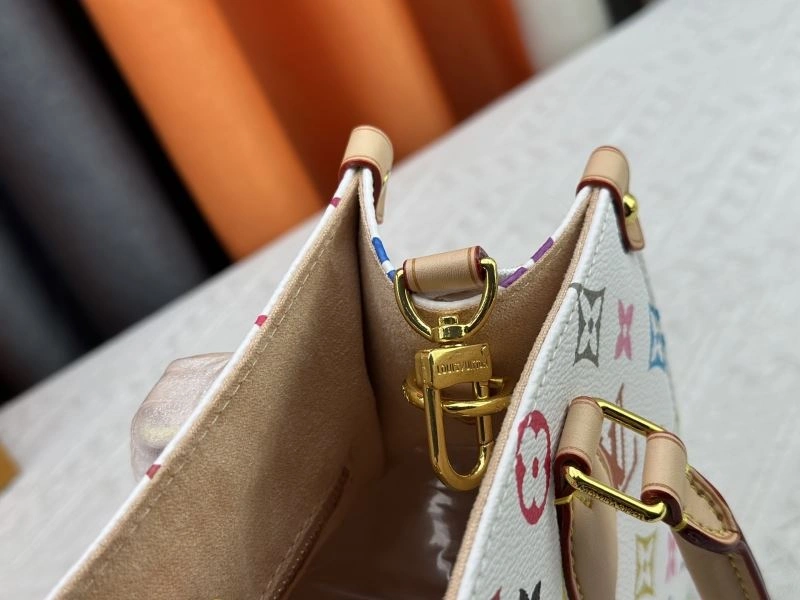 High fidelity Louis Vuitton Shopping Bags