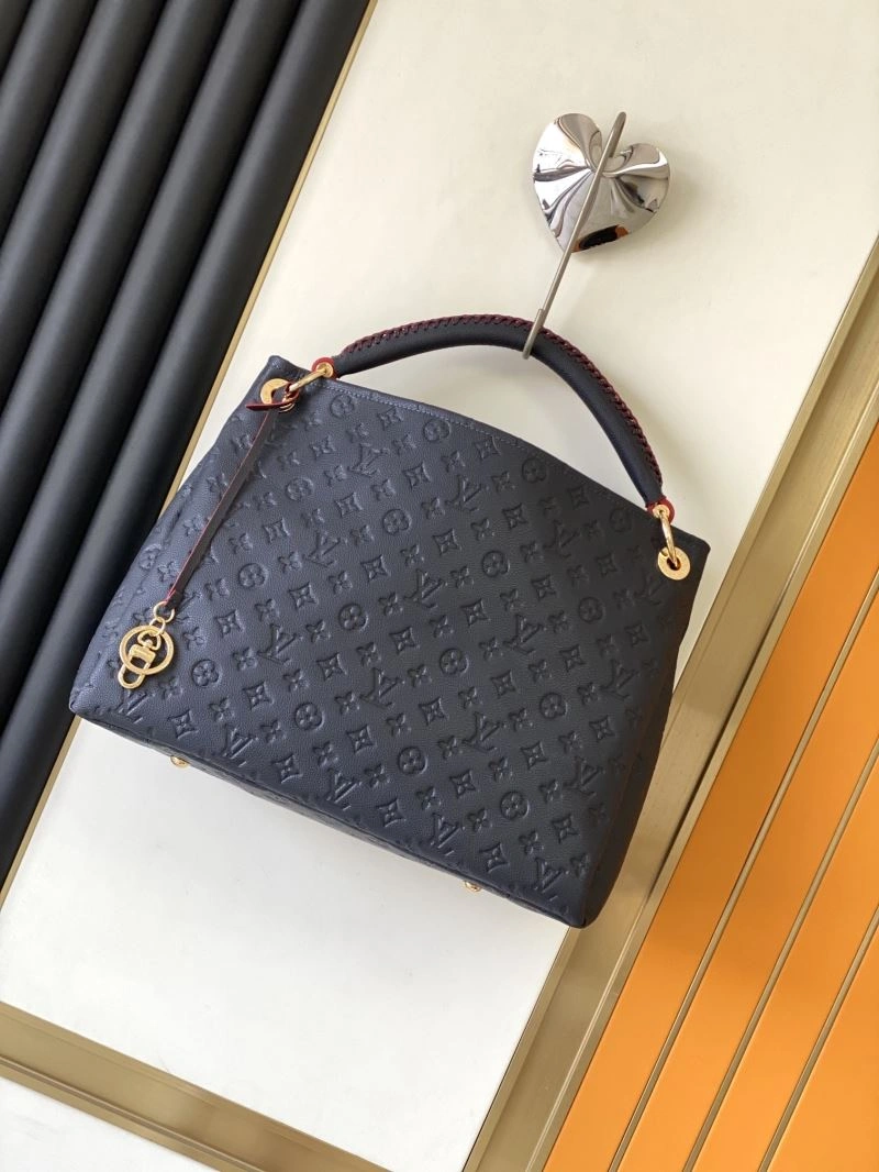 Accurate model Louis Vuitton Shopping Bags