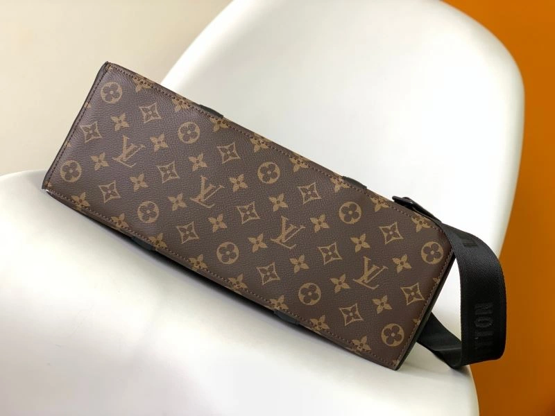 Bargain Louis Vuitton Shopping Bags