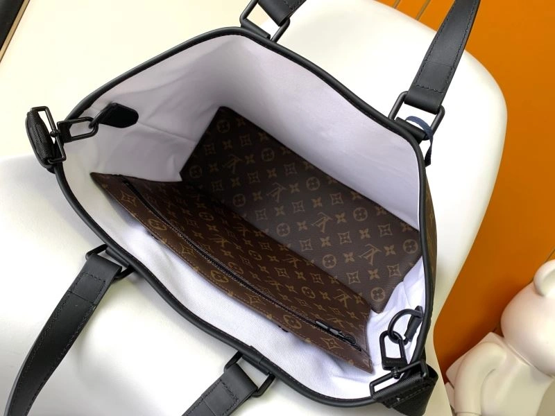 Bargain Louis Vuitton Shopping Bags