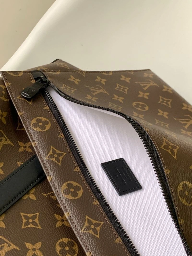 Bargain Louis Vuitton Shopping Bags