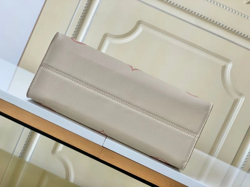 Bargain Louis Vuitton Shopping Bags