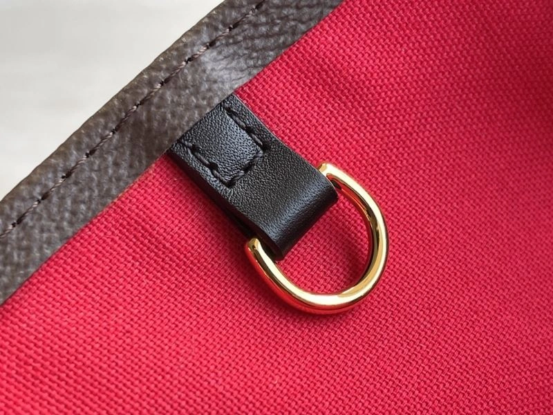 Cut-rate Louis Vuitton Shopping Bags