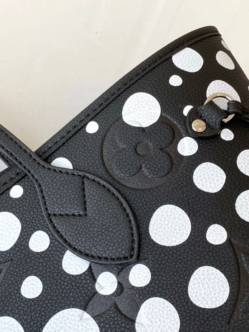 Low-cost Louis Vuitton Shopping Bags