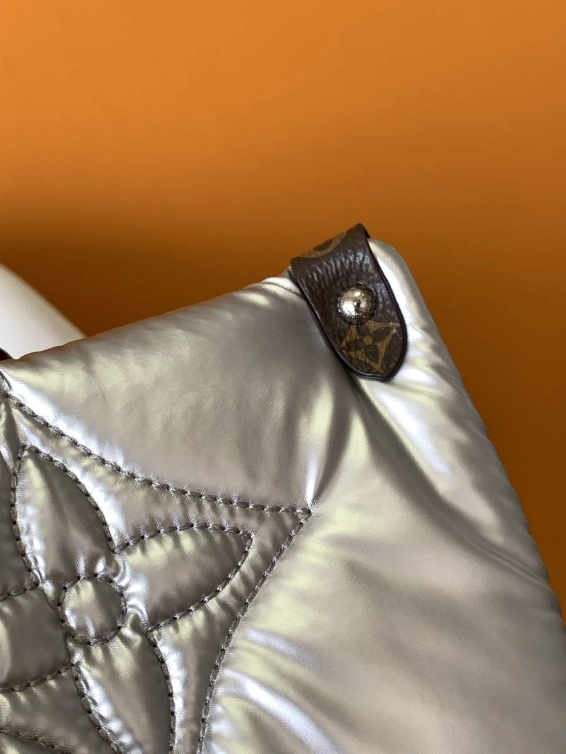 Precise copy Louis Vuitton Shopping Bags