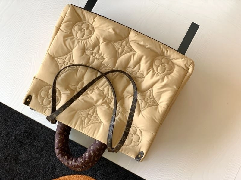 Top mirror Louis Vuitton Shopping Bags
