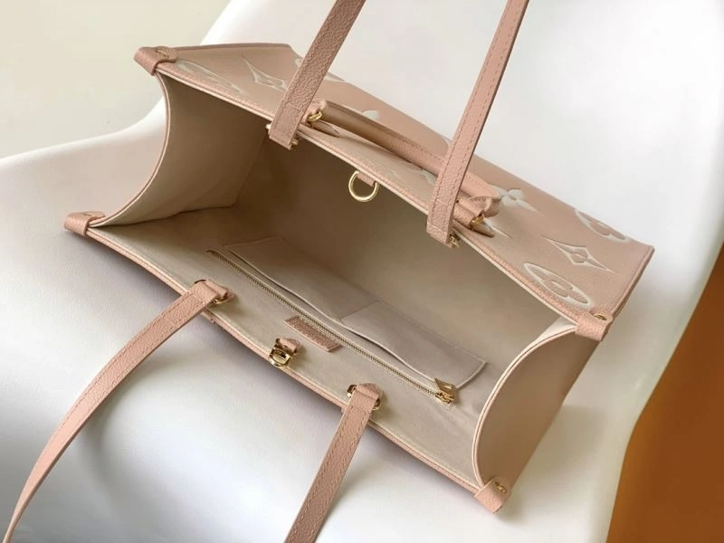 High accuracy Louis Vuitton Shopping Bags