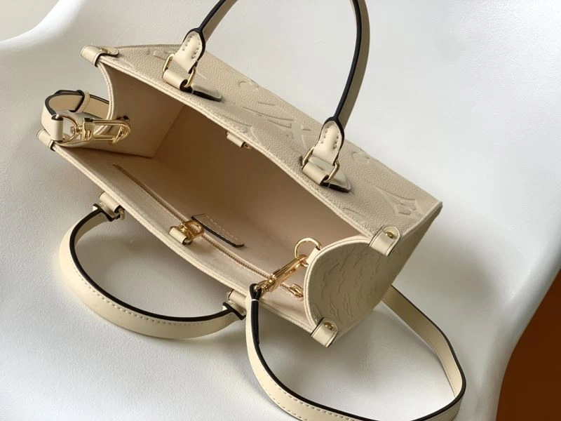 Exact replica Louis Vuitton Shopping Bags