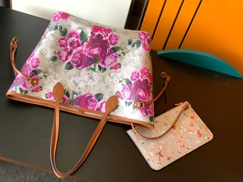 Affordable Louis Vuitton Shopping Bags