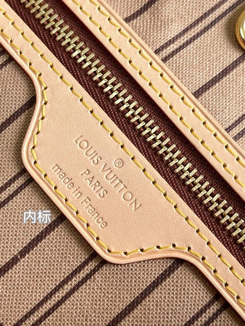Factory-made Louis Vuitton Shopping Bags