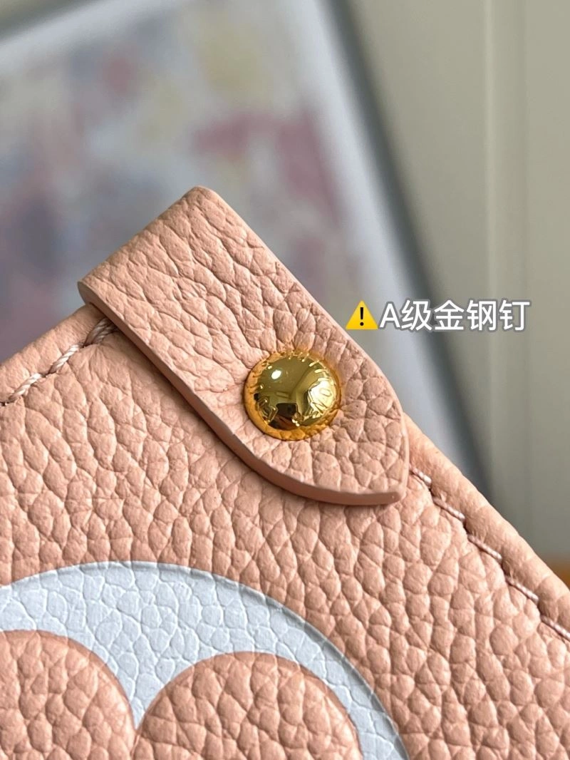 Discounted Louis Vuitton Shopping Bags