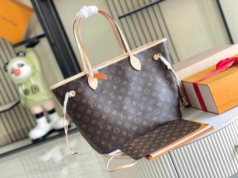 Louis Vuitton Shopping Bags