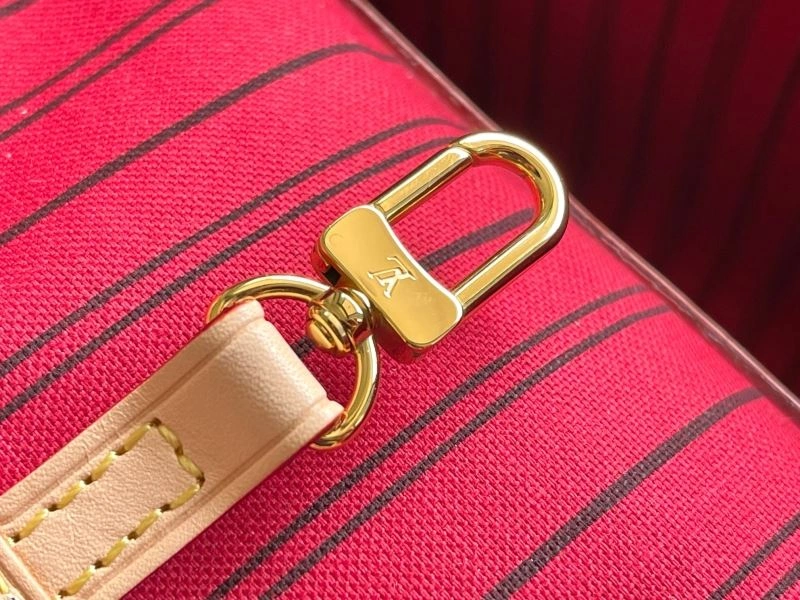 Discounted Louis Vuitton Shopping Bags