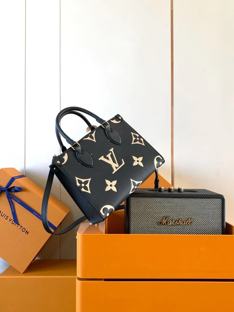 Accurate model Louis Vuitton Shopping Bags