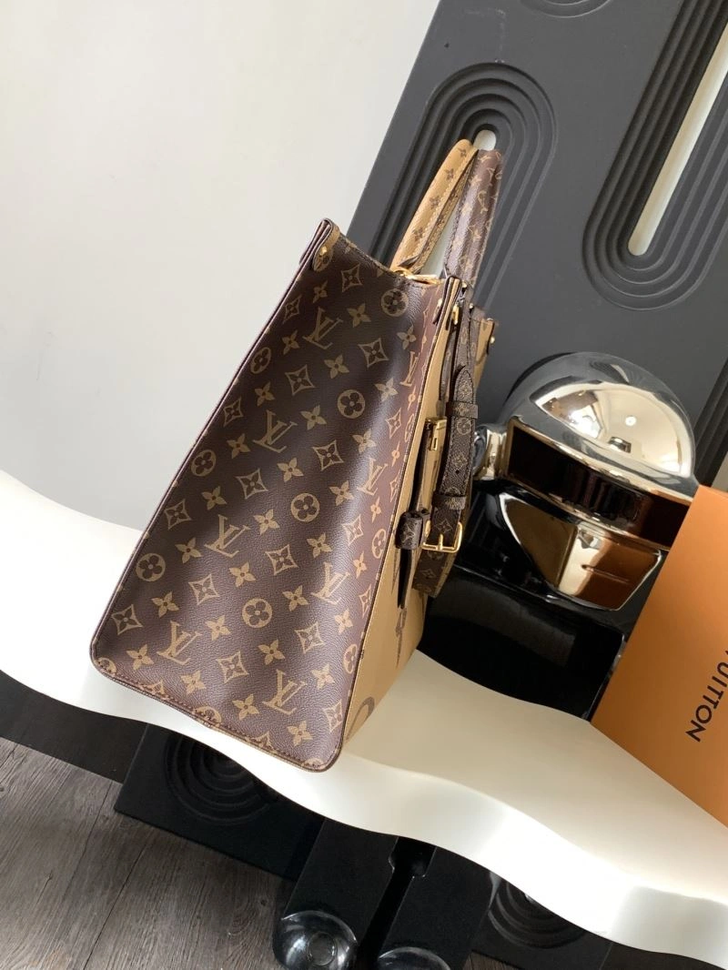 Top mirror Louis Vuitton Shopping Bags