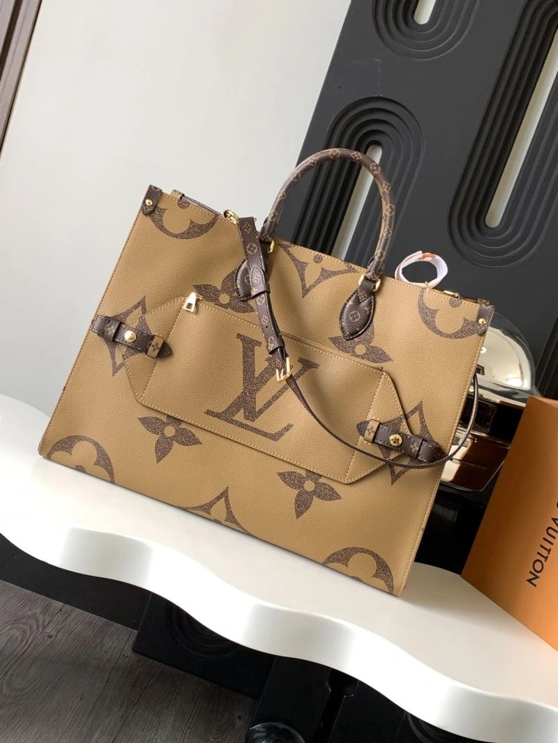 Top mirror Louis Vuitton Shopping Bags