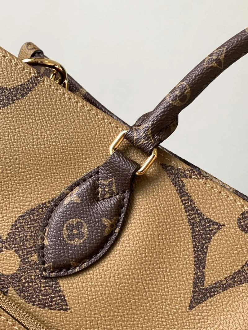 Top mirror Louis Vuitton Shopping Bags