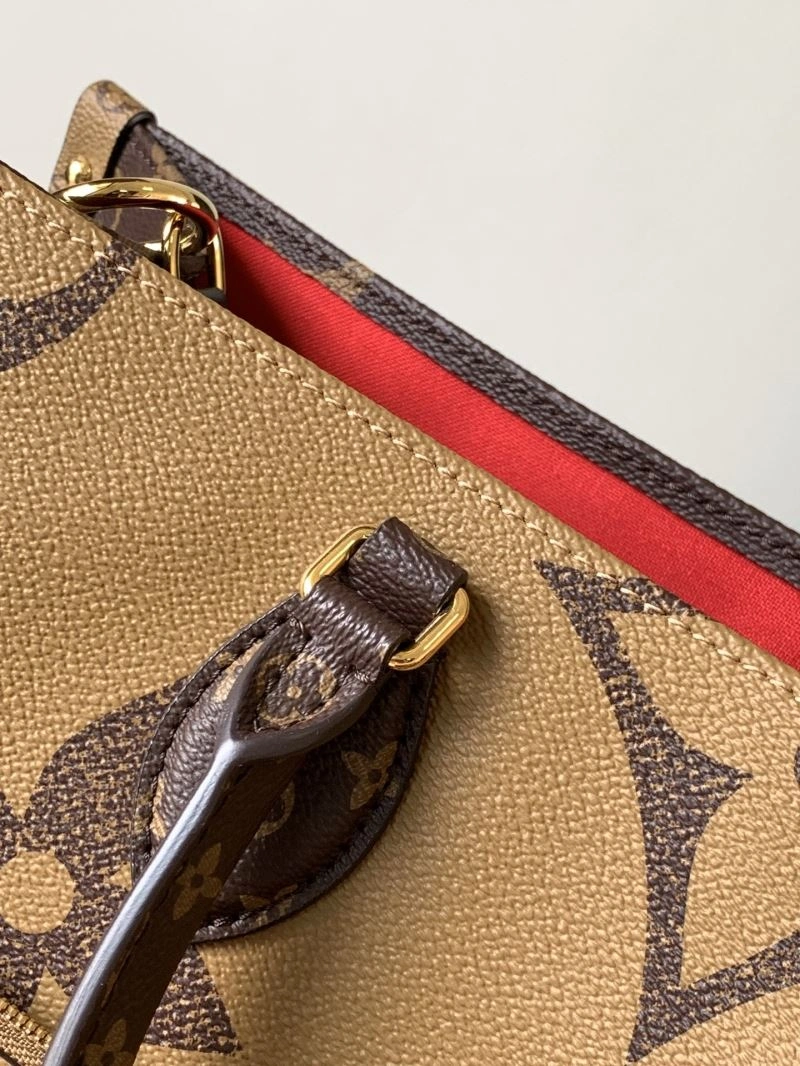 Top mirror Louis Vuitton Shopping Bags