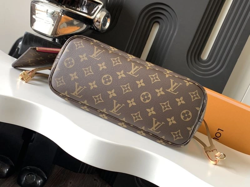 High accuracy Louis Vuitton Shopping Bags