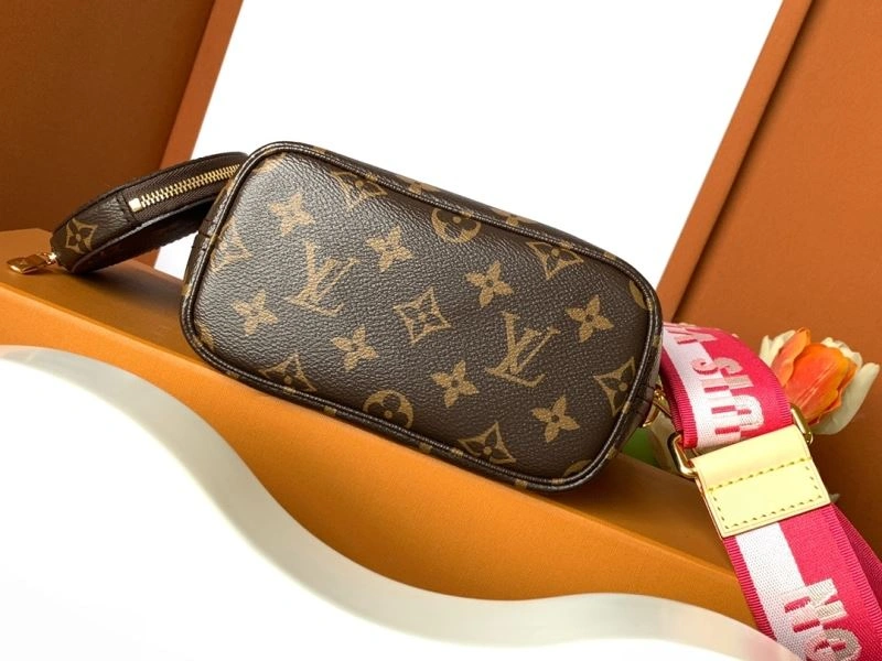 Mirror quality Louis Vuitton Shopping Bags