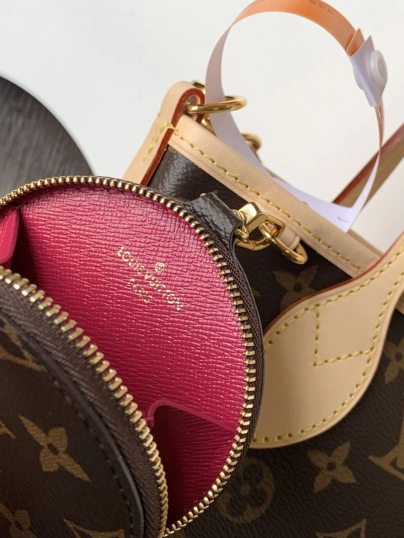 Mirror quality Louis Vuitton Shopping Bags