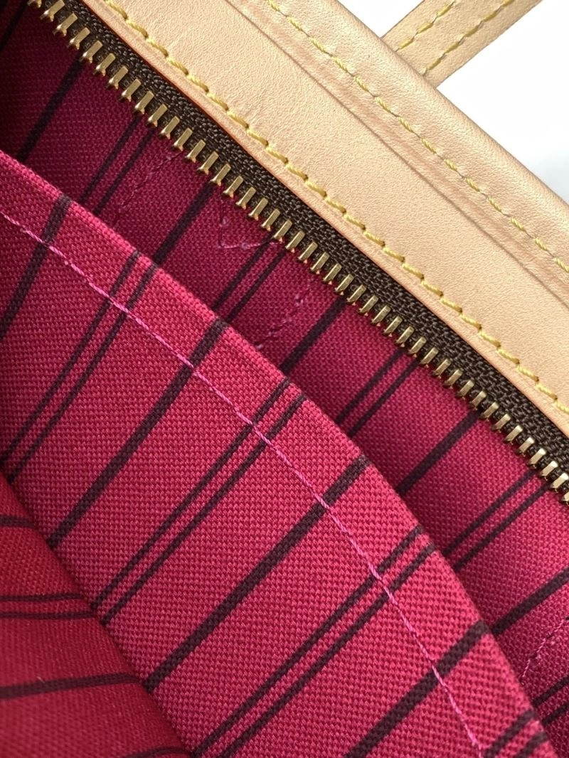 Mirror quality Louis Vuitton Shopping Bags
