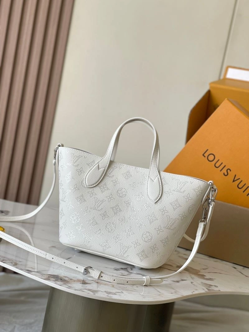 Mirror quality Louis Vuitton Shopping Bags
