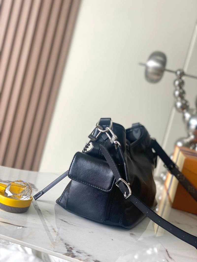 Exact replica Louis Vuitton Shopping Bags