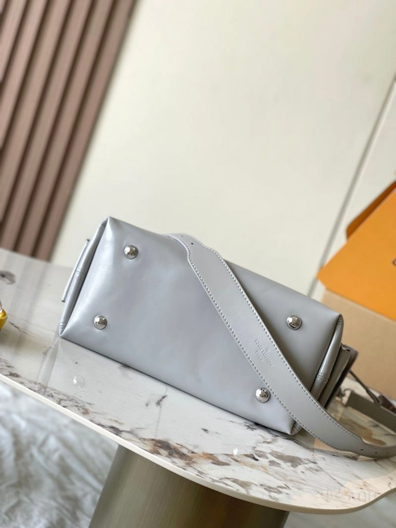Factory-made Louis Vuitton Shopping Bags