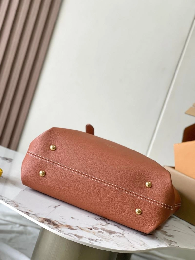 Bargain Louis Vuitton Shopping Bags