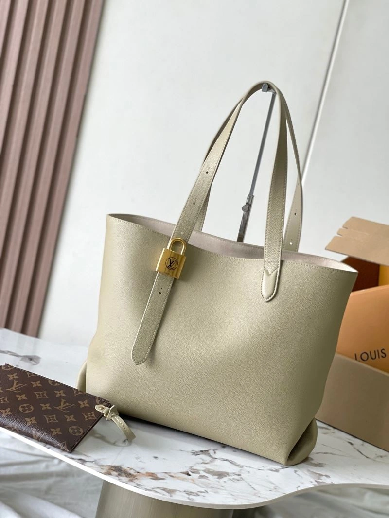 Louis Vuitton Shopping Bags