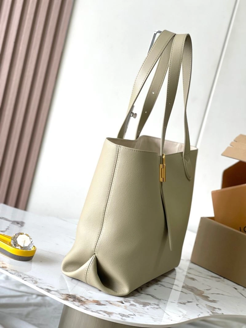 Value-priced Louis Vuitton Shopping Bags