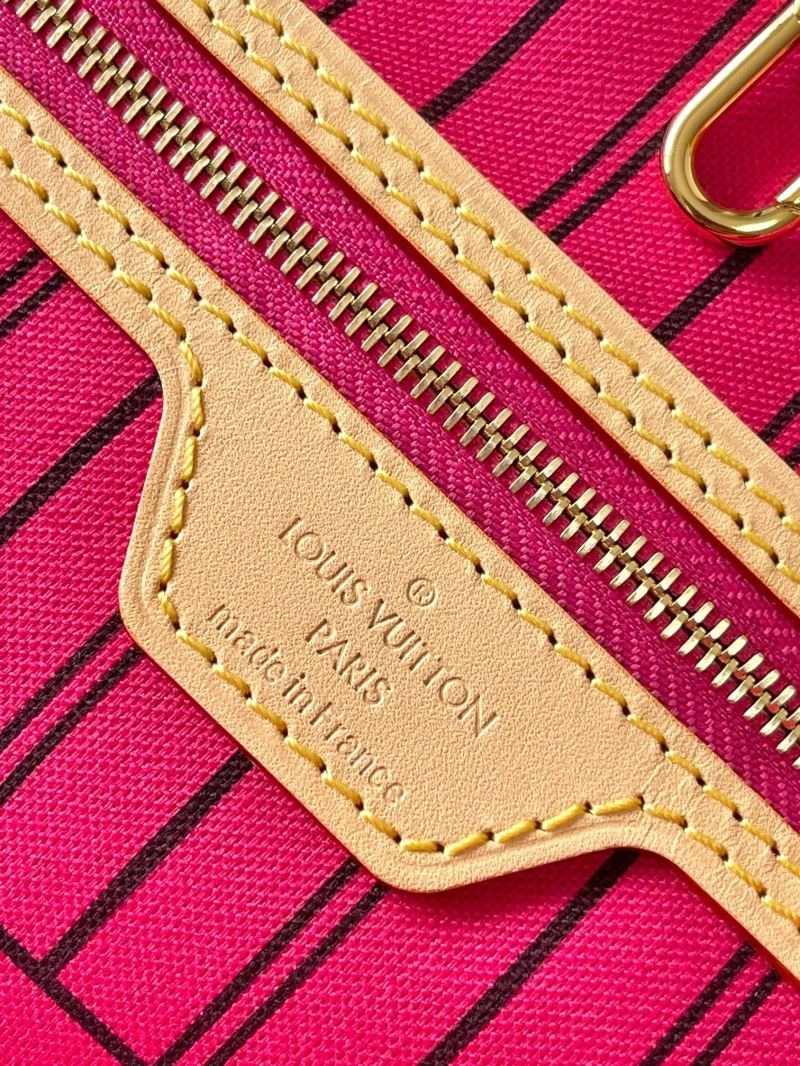 Low-cost Louis Vuitton Shopping Bags