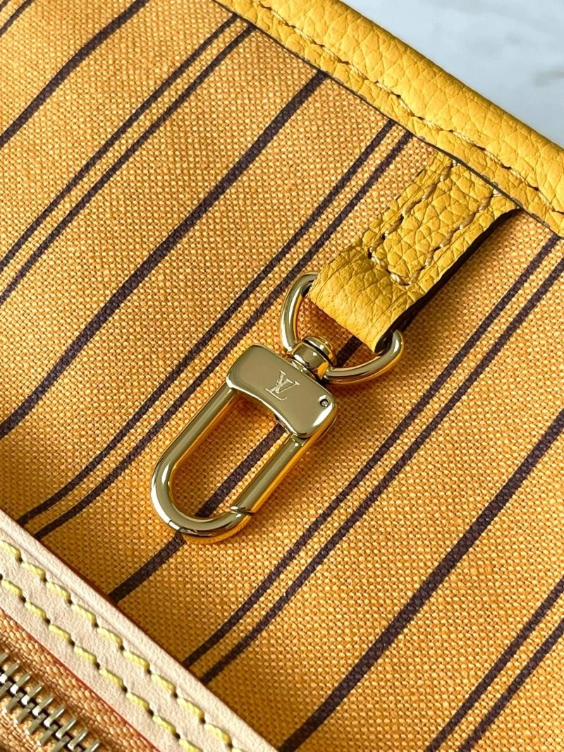 Top mirror Louis Vuitton Shopping Bags