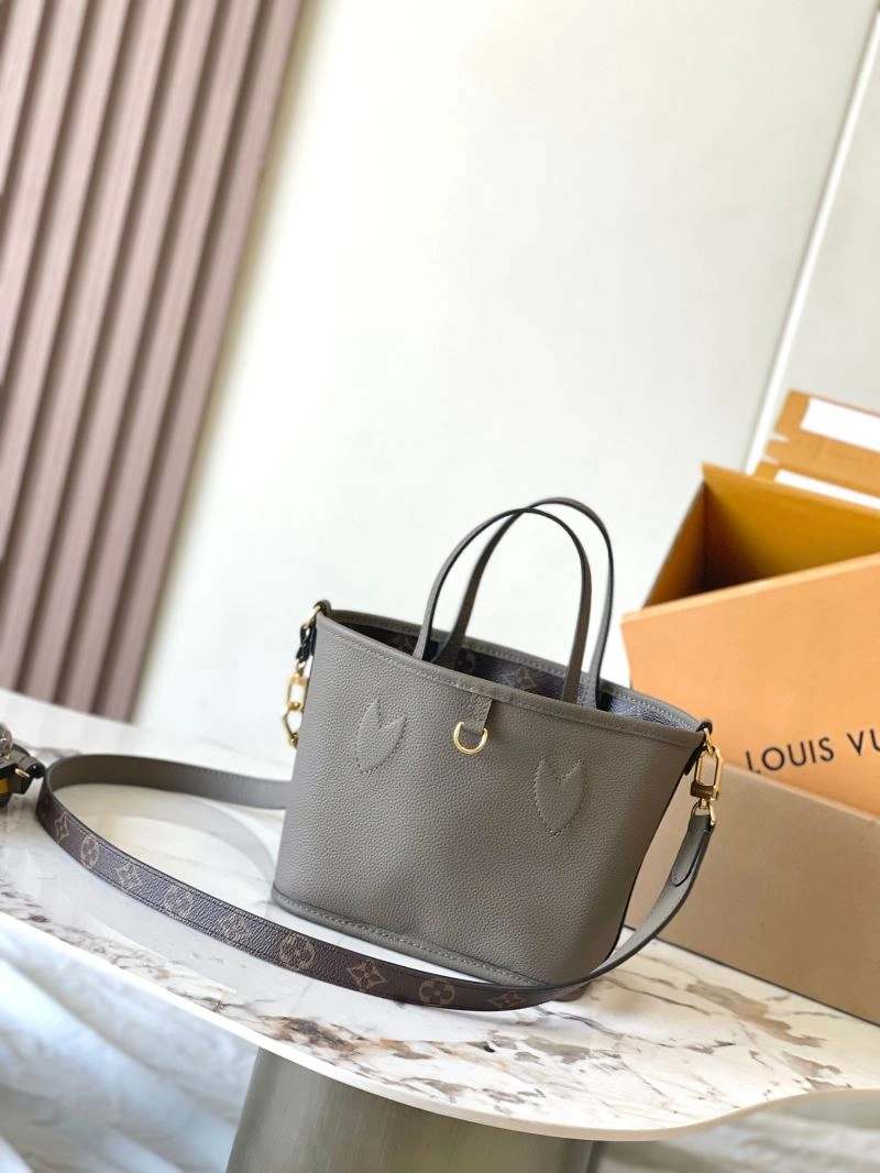 Accurate model Louis Vuitton Shopping Bags