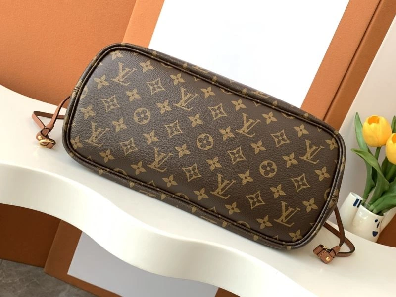 Low-cost Louis Vuitton Shopping Bags