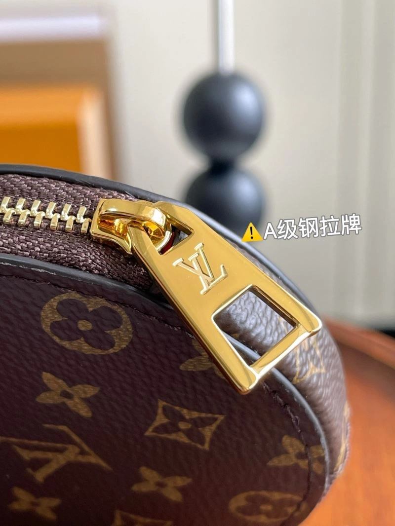Reasonably priced Louis Vuitton Shopping Bags