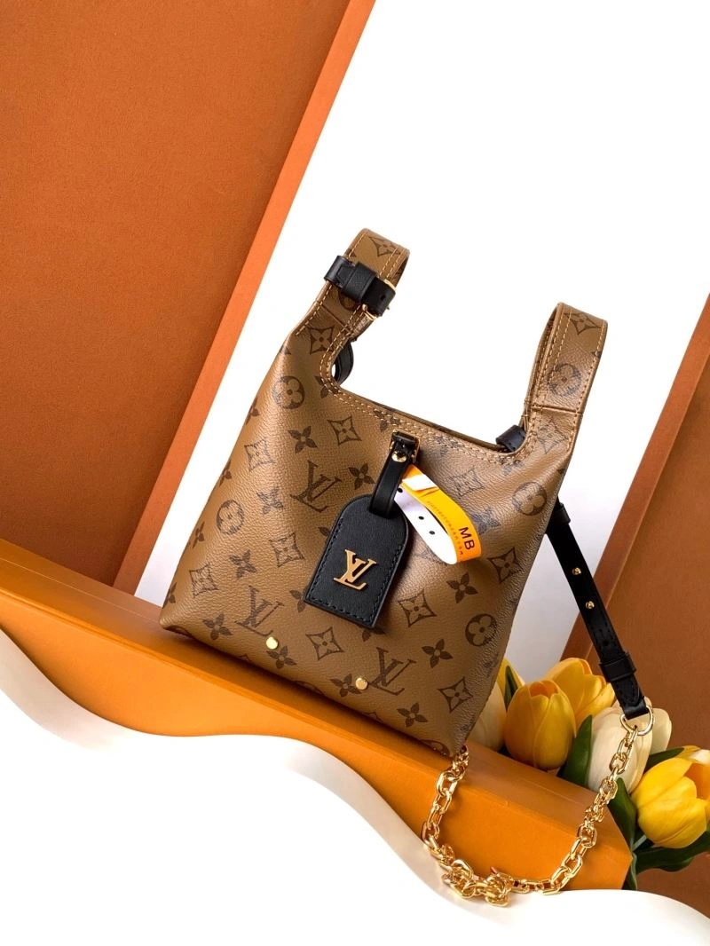 Louis Vuitton Shopping Bags