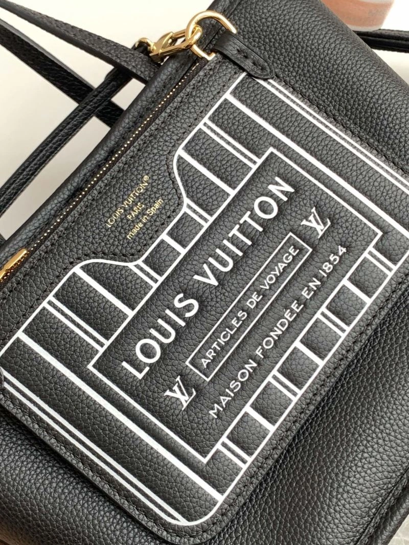 Accurate model Louis Vuitton Shopping Bags
