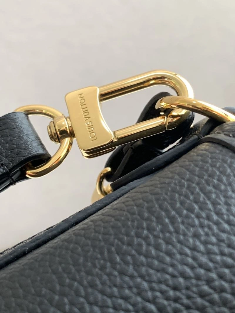 Accurate model Louis Vuitton Shopping Bags
