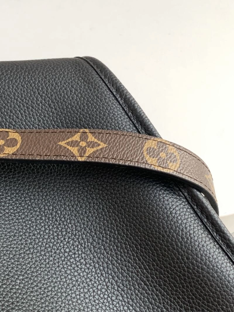 Accurate model Louis Vuitton Shopping Bags
