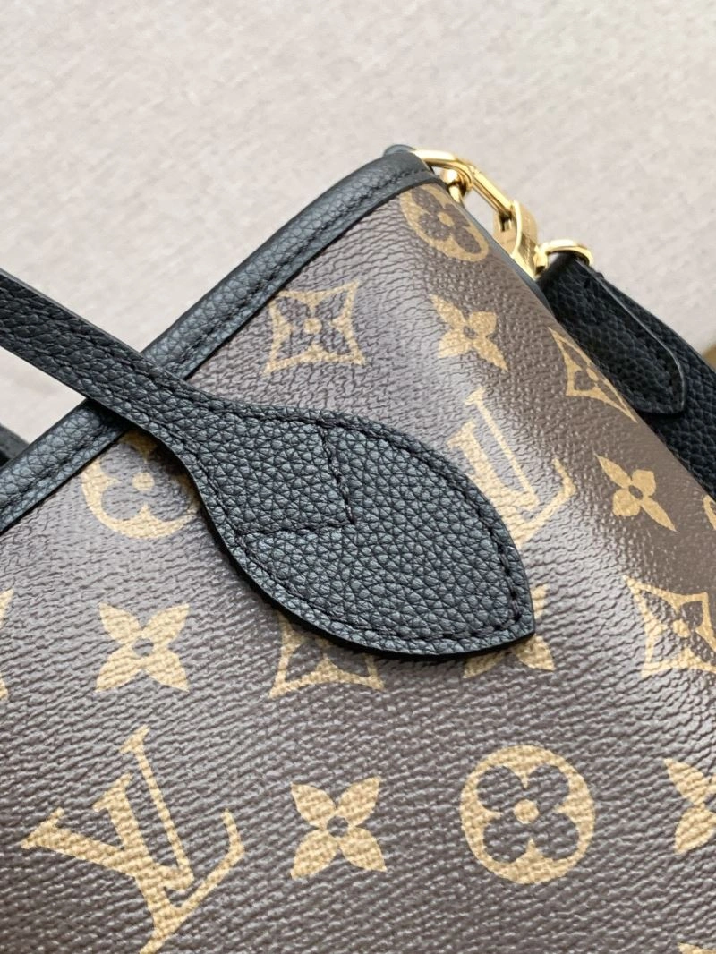 Accurate model Louis Vuitton Shopping Bags